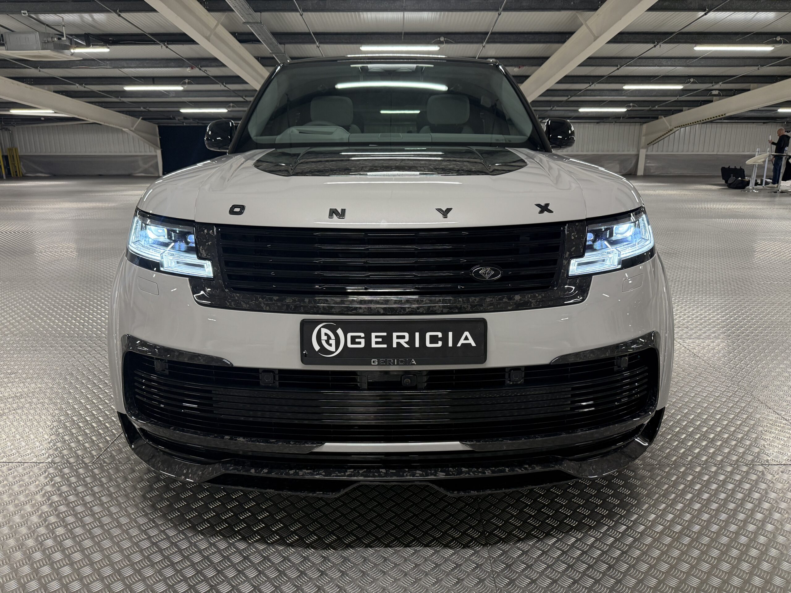 Onyx Concept Range Rover L460 Widebody Conversion - Gericia ...